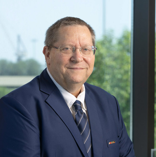 ASRY | Management Team